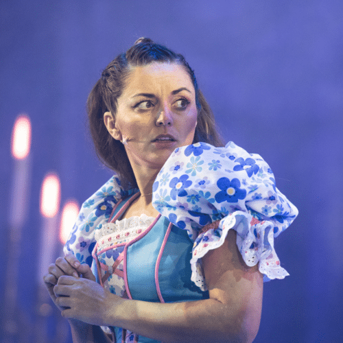 Who's Who | Harlow Playhouse